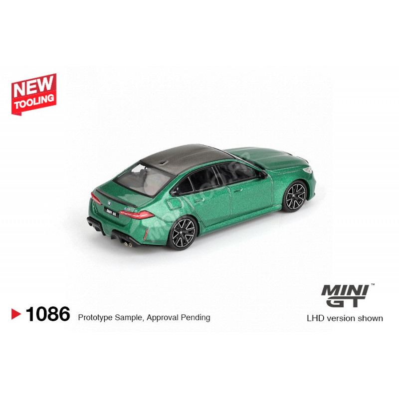 BMW M5 (G90) 2024 VERT "ISLE OF MAN - GREEN METALLIC" (LHD)